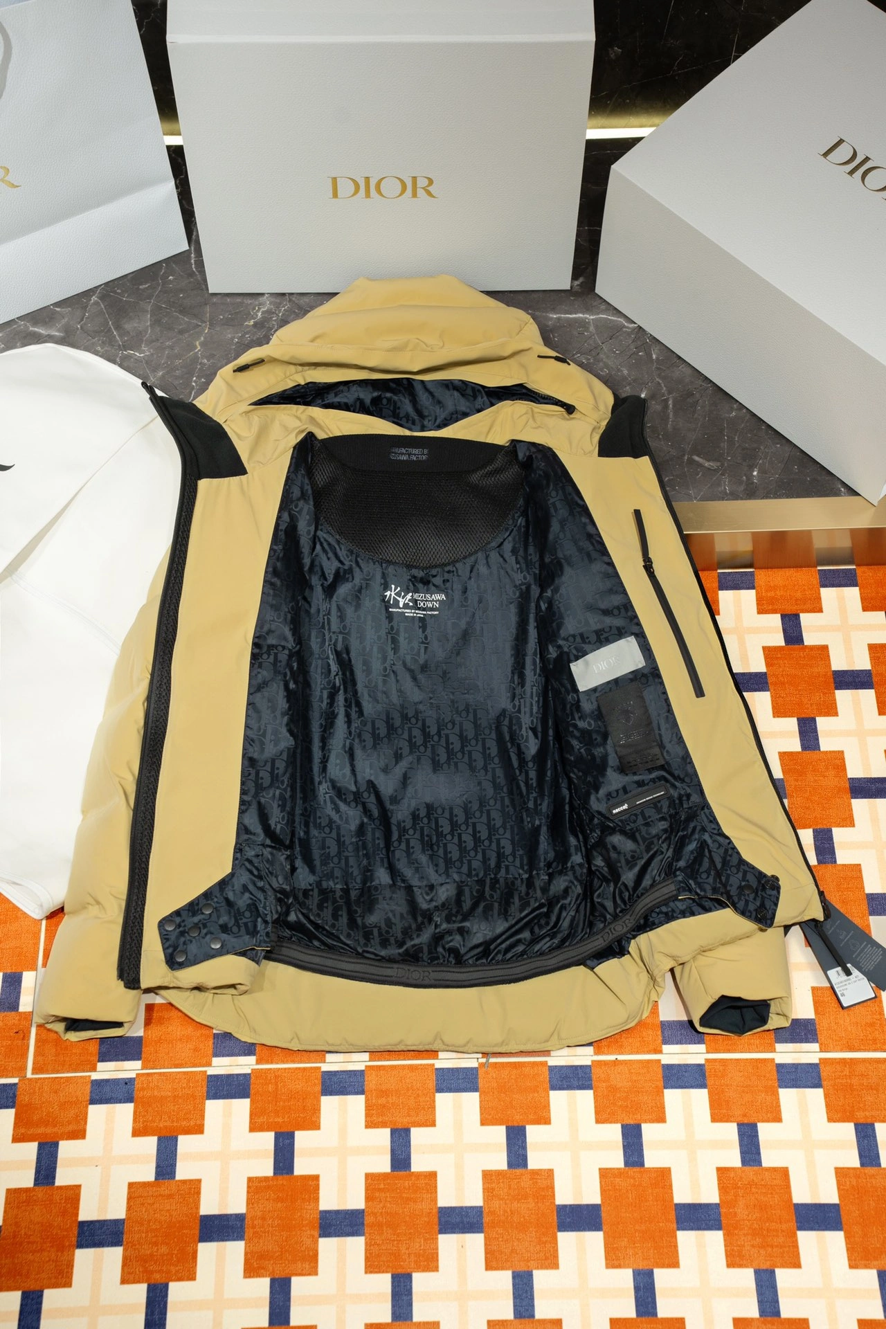 High fidelity Christian Dior Down Jackets