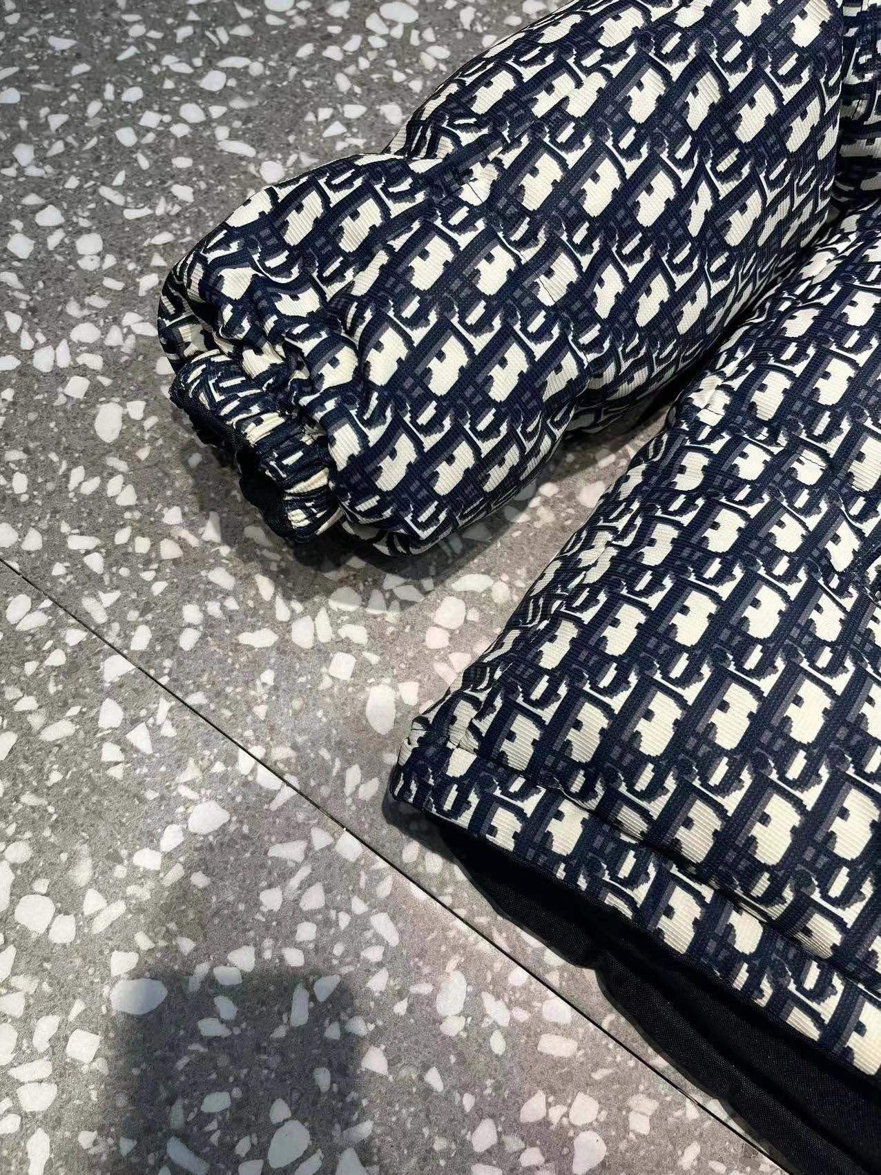 Low-cost Christian Dior Down Jackets