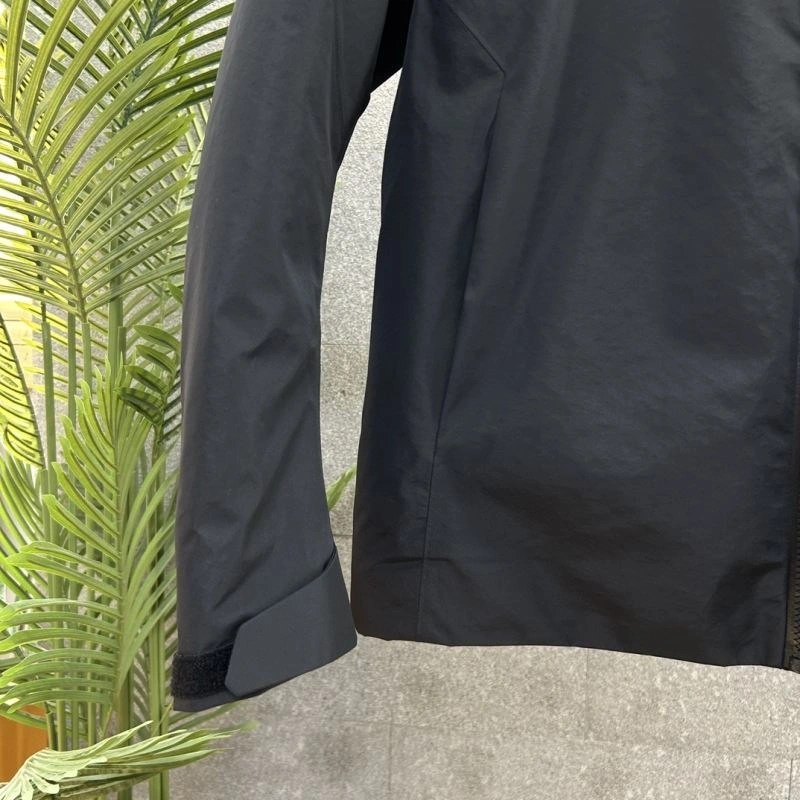 Bargain Christian Dior Down Jackets