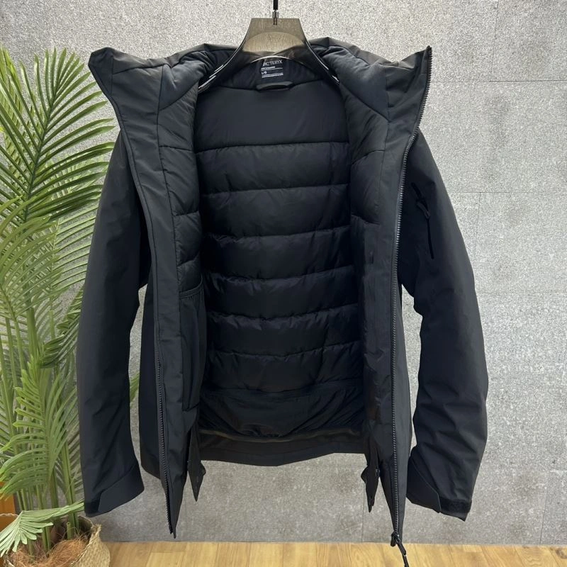 Bargain Christian Dior Down Jackets