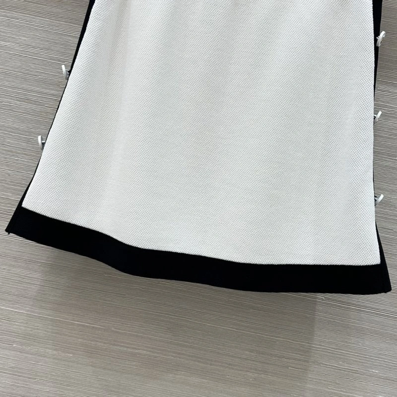 Top mirror Christian Dior Dress Suits