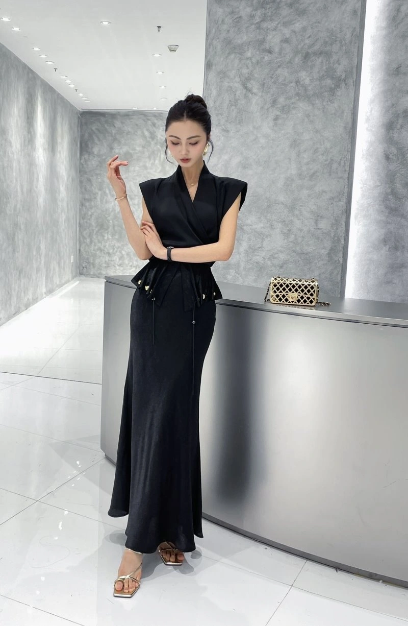 Perfect replica Christian Dior Dress Suits