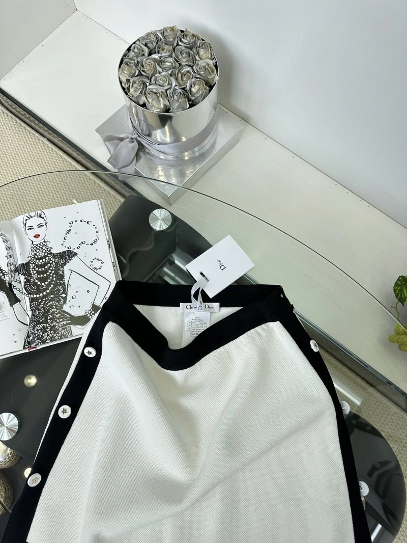Exact replica Christian Dior Dress Suits
