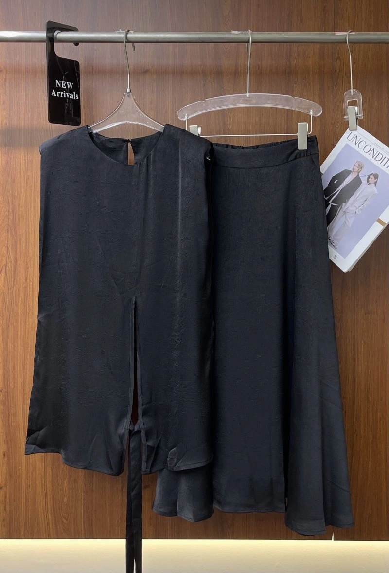 Mirror quality Christian Dior Dress Suits