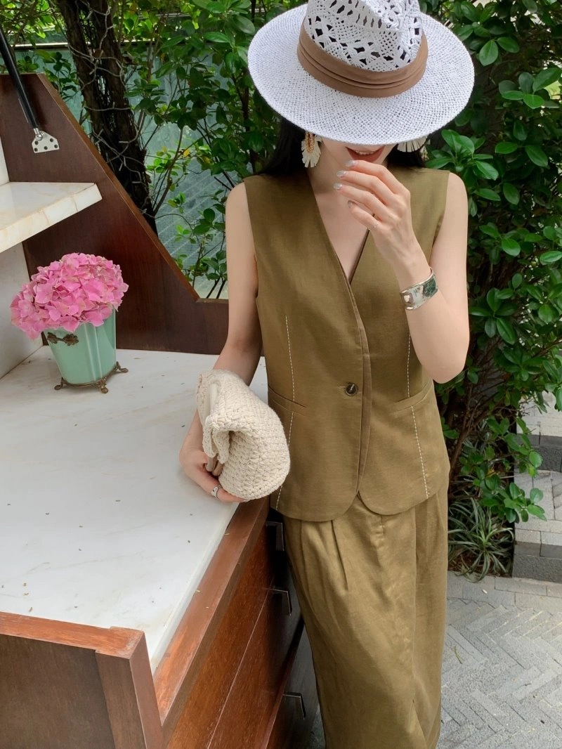 Value-priced Christian Dior Dress Suits