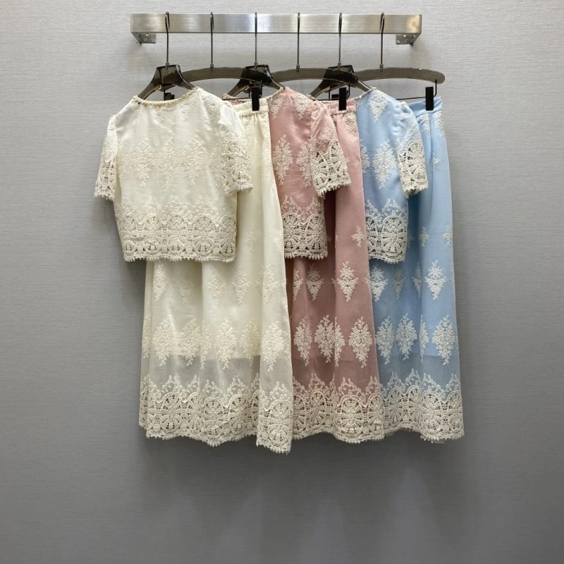 Top mirror Christian Dior Dress Suits