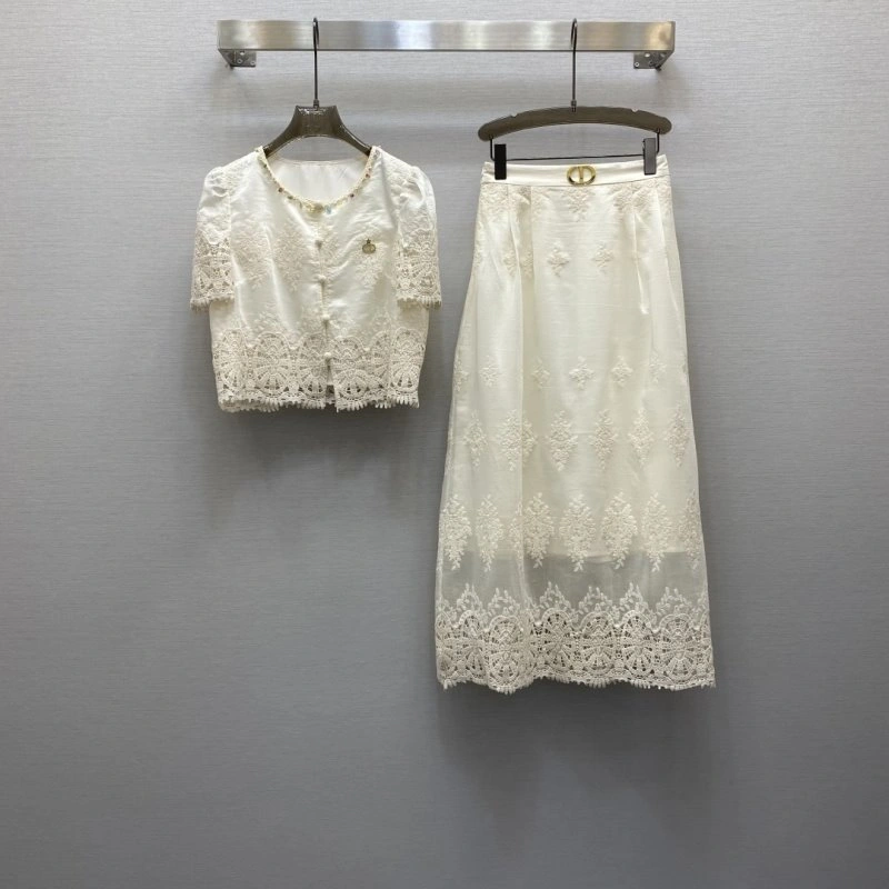 Top mirror Christian Dior Dress Suits