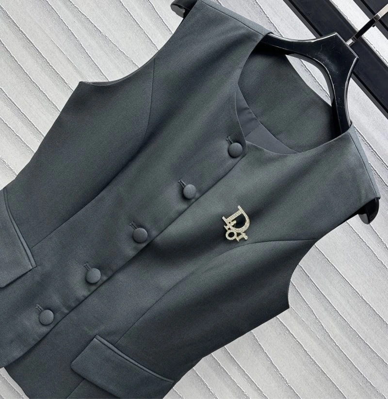 Official Christian Dior Dress Suits