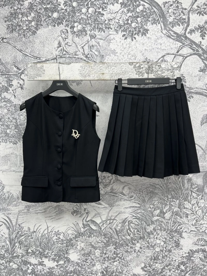 Christian Dior Dress Suits