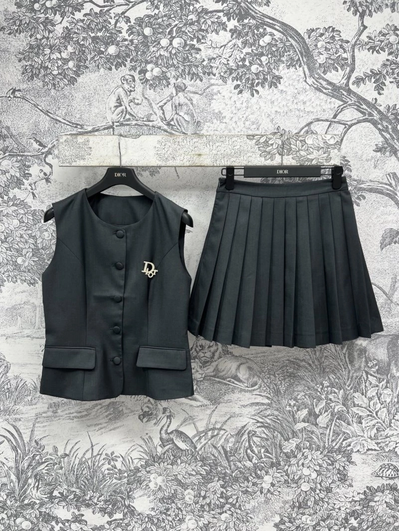 Christian Dior Dress Suits