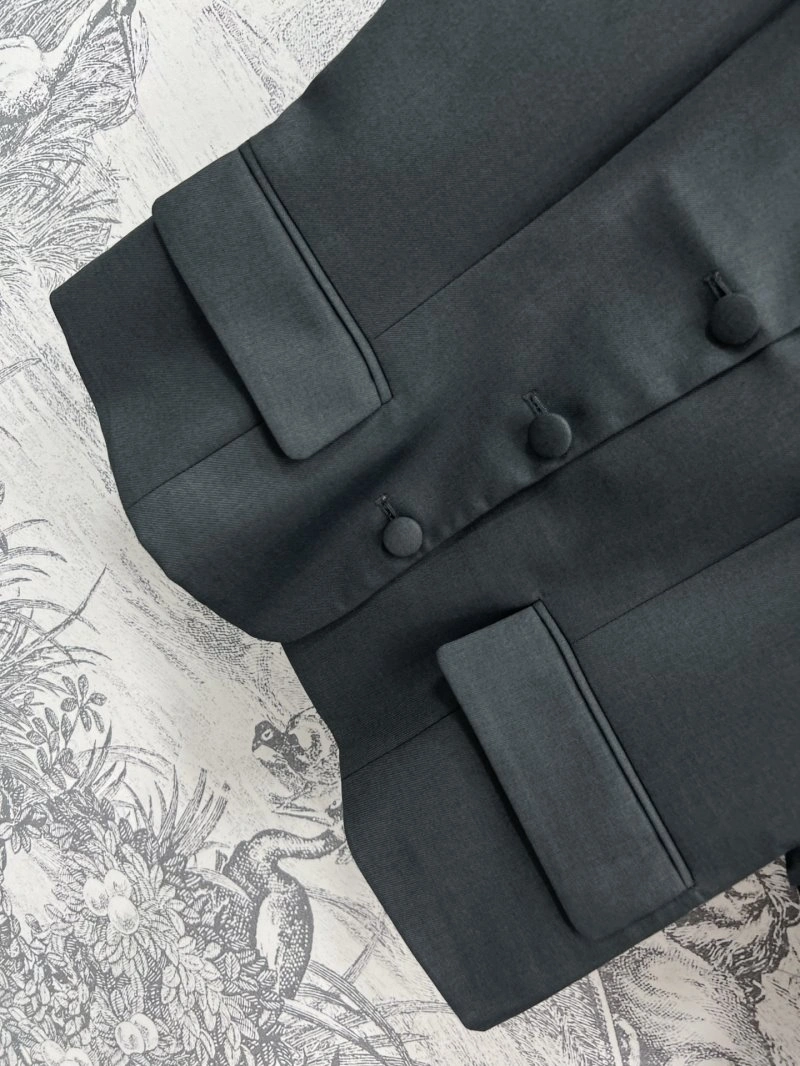 Precise copy Christian Dior Dress Suits