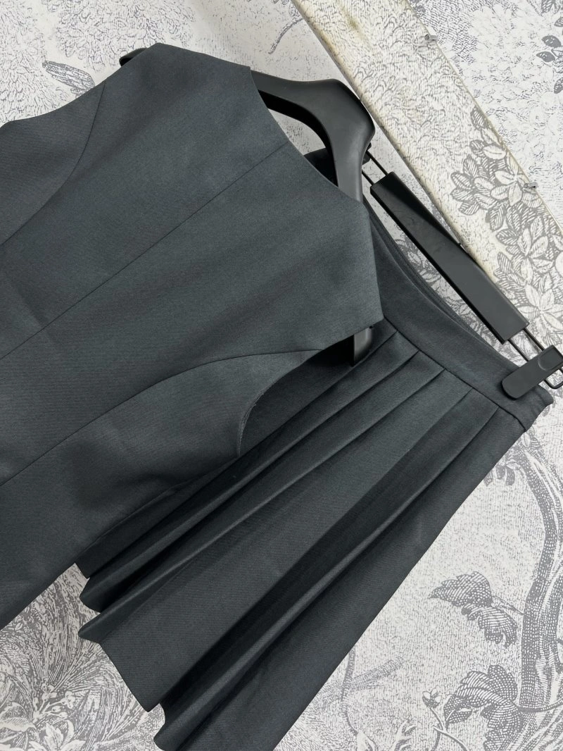 Precise copy Christian Dior Dress Suits