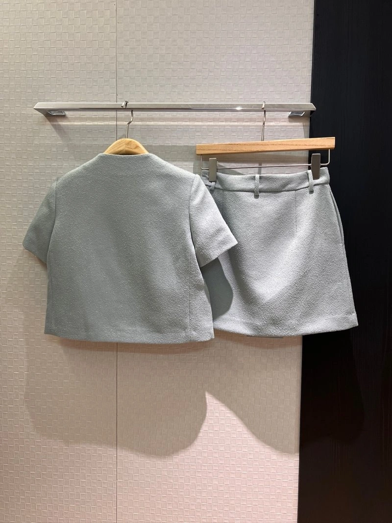 Top match Christian Dior Dress Suits