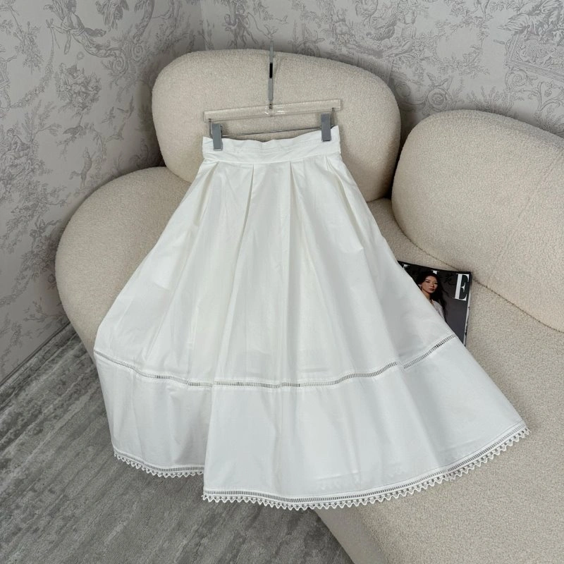 High fidelity Christian Dior Dress Suits