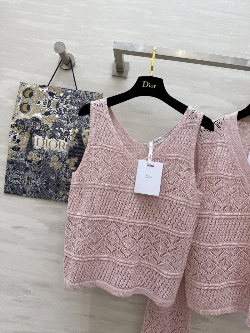 High fidelity Christian Dior Dress Suits