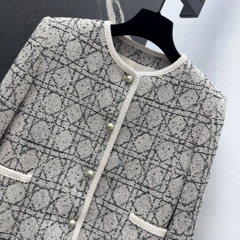 Low-cost Christian Dior Dress Suits
