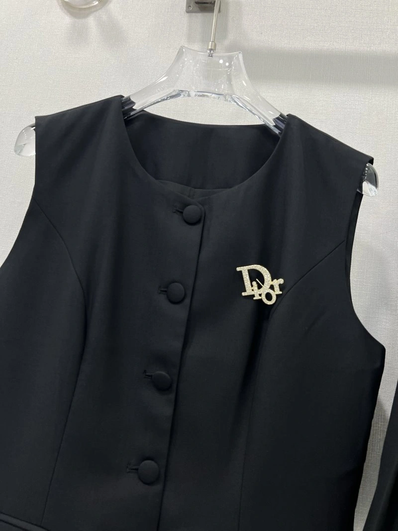 Reasonably priced Christian Dior Dress Suits