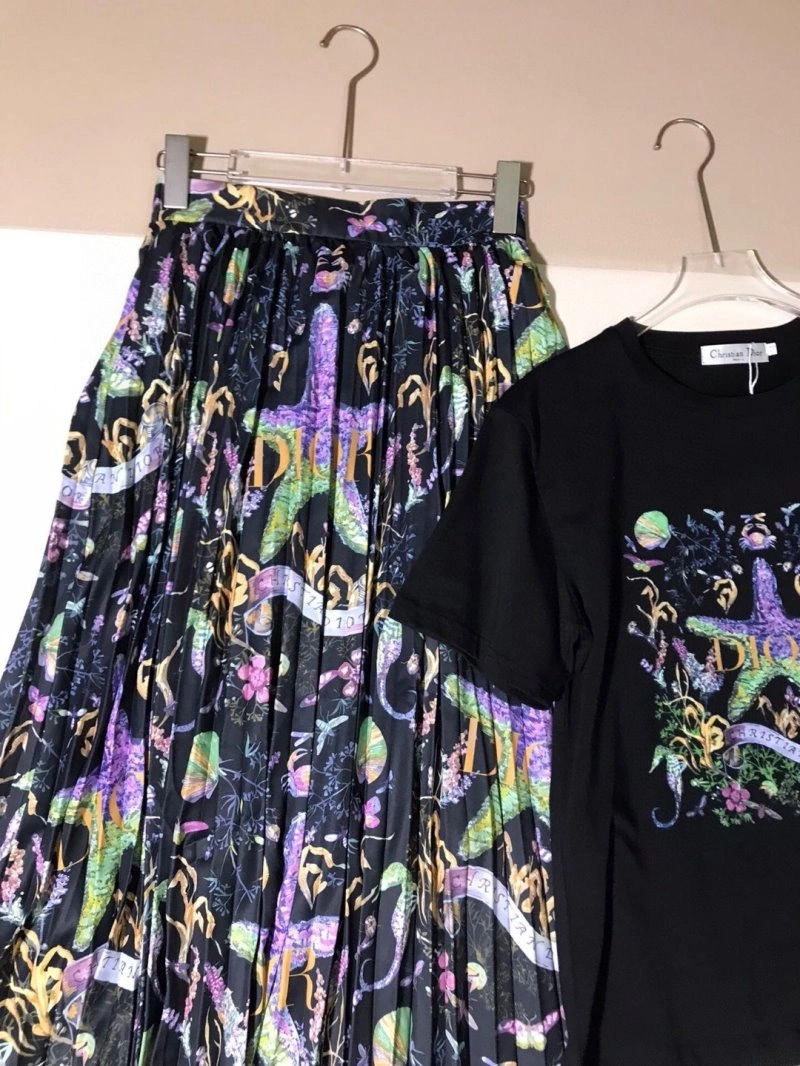 Top match Christian Dior Dress Suits