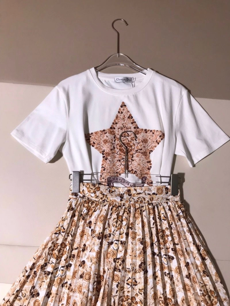 Top match Christian Dior Dress Suits