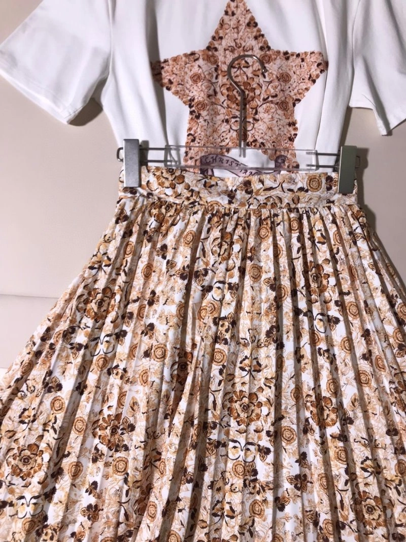 Top match Christian Dior Dress Suits
