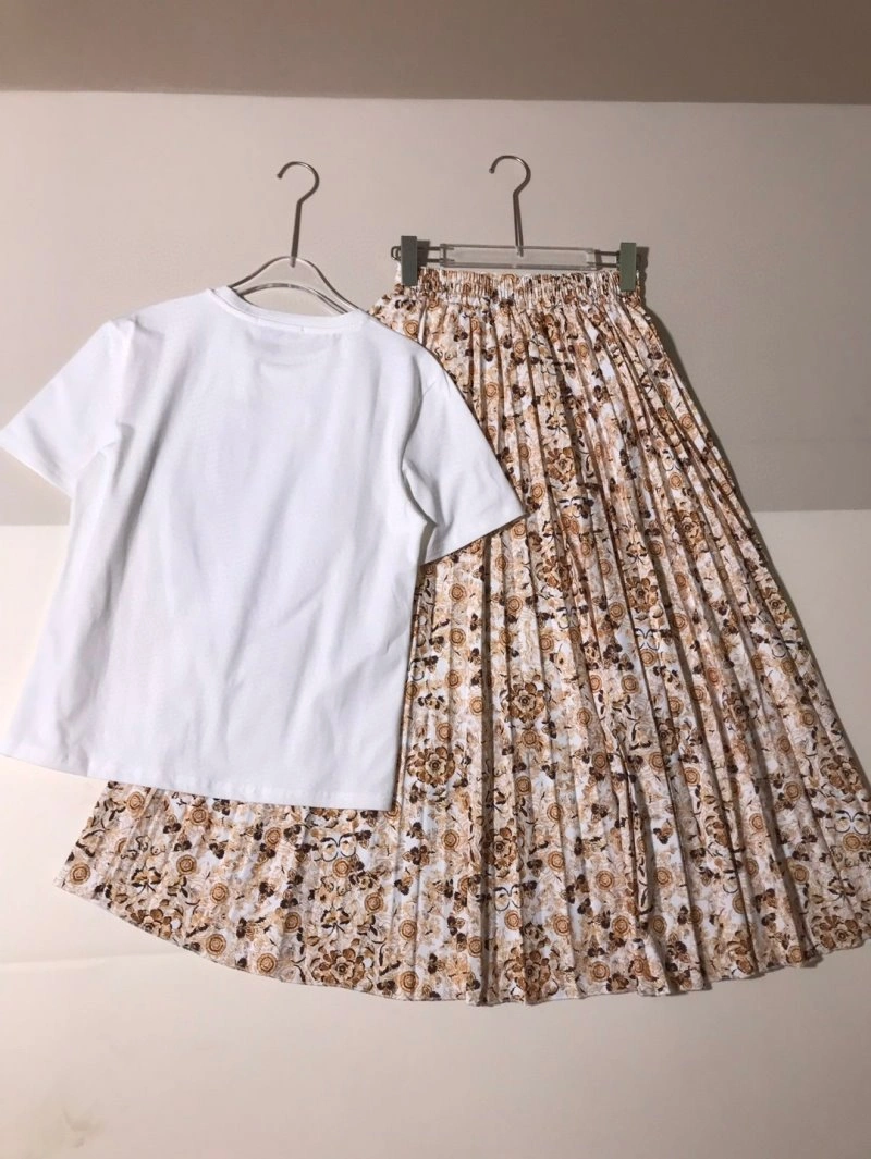Top match Christian Dior Dress Suits