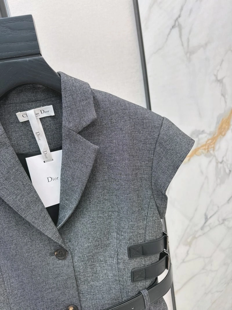 Accurate model Christian Dior Dress Suits