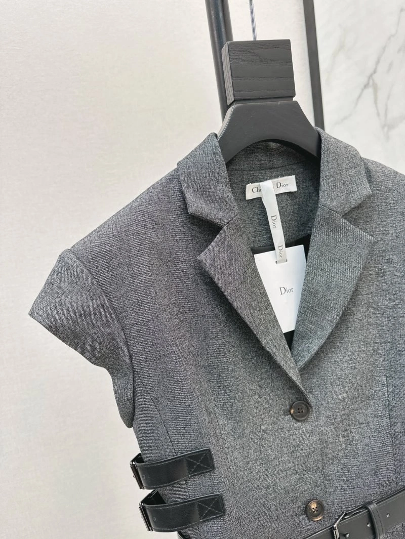 Accurate model Christian Dior Dress Suits