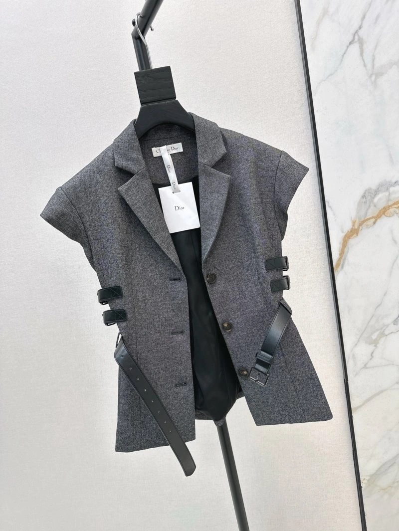 Accurate model Christian Dior Dress Suits