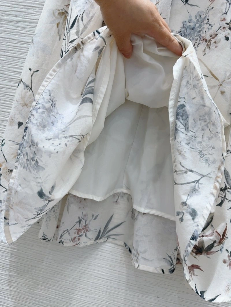 Accurate model Christian Dior Dress