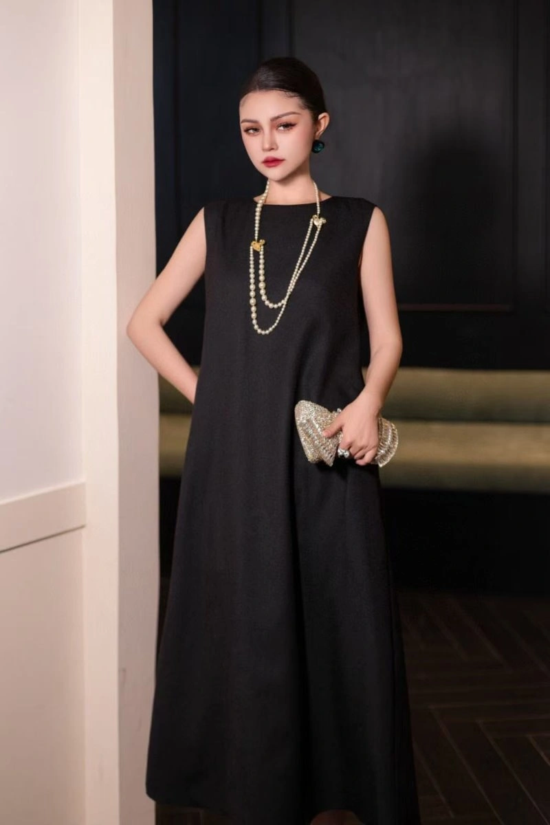 Value-priced Christian Dior Dress