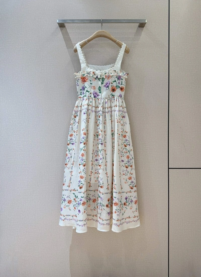 Accurate model Christian Dior Dress