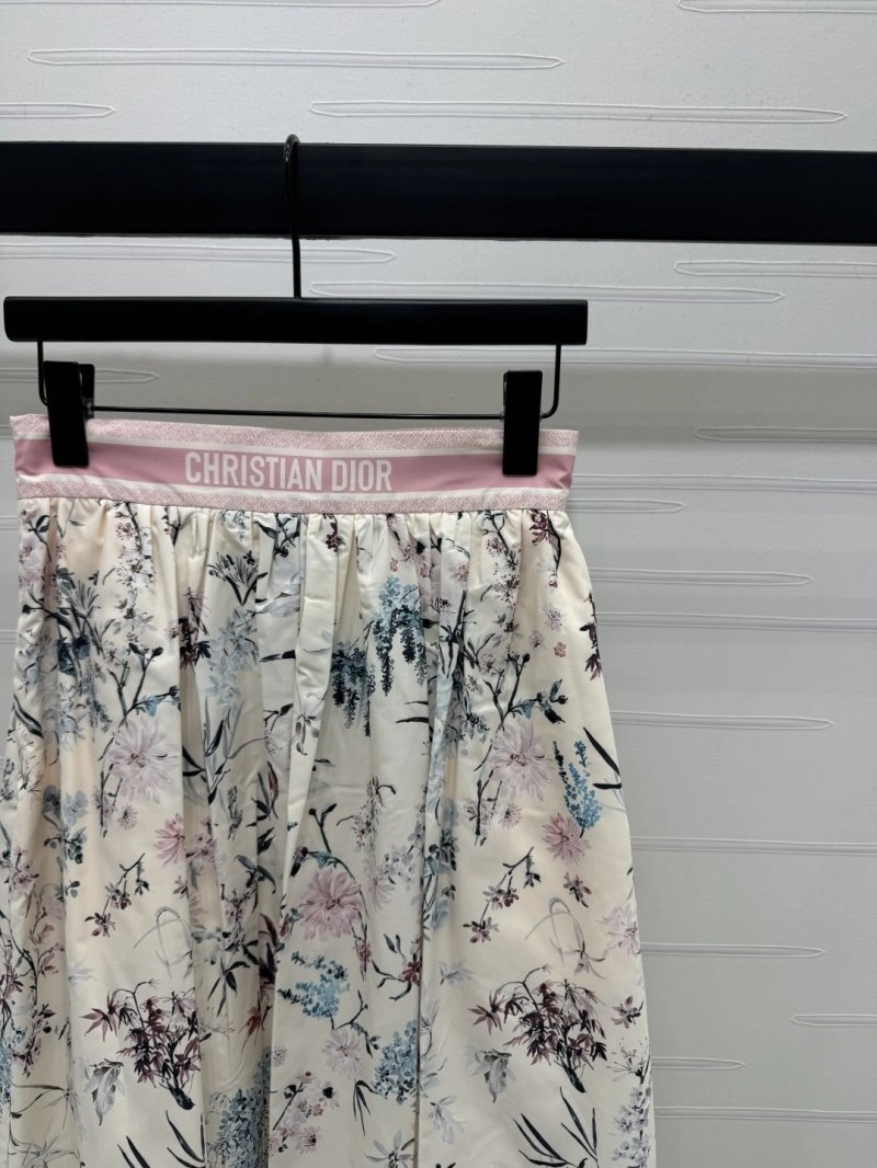 Accurate model Christian Dior Dress