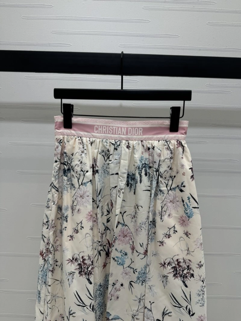 Accurate model Christian Dior Dress