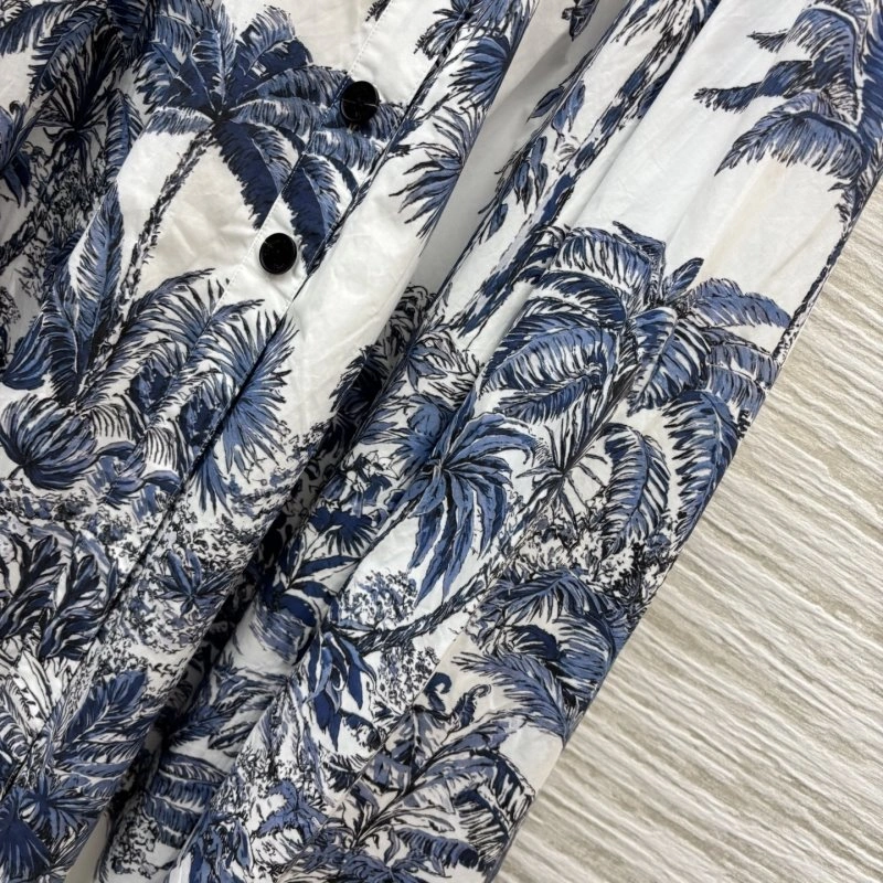 Low-cost Christian Dior Dress