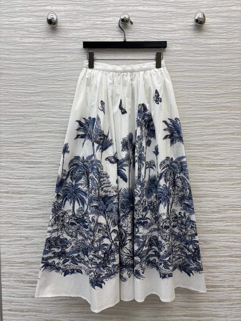 Low-cost Christian Dior Dress