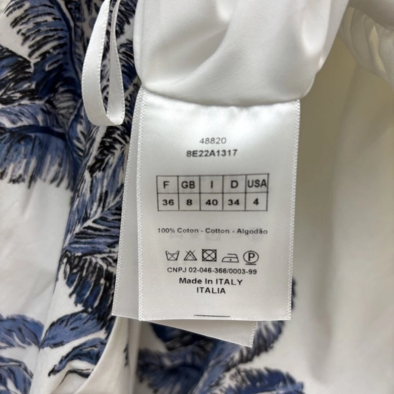 Low-cost Christian Dior Dress