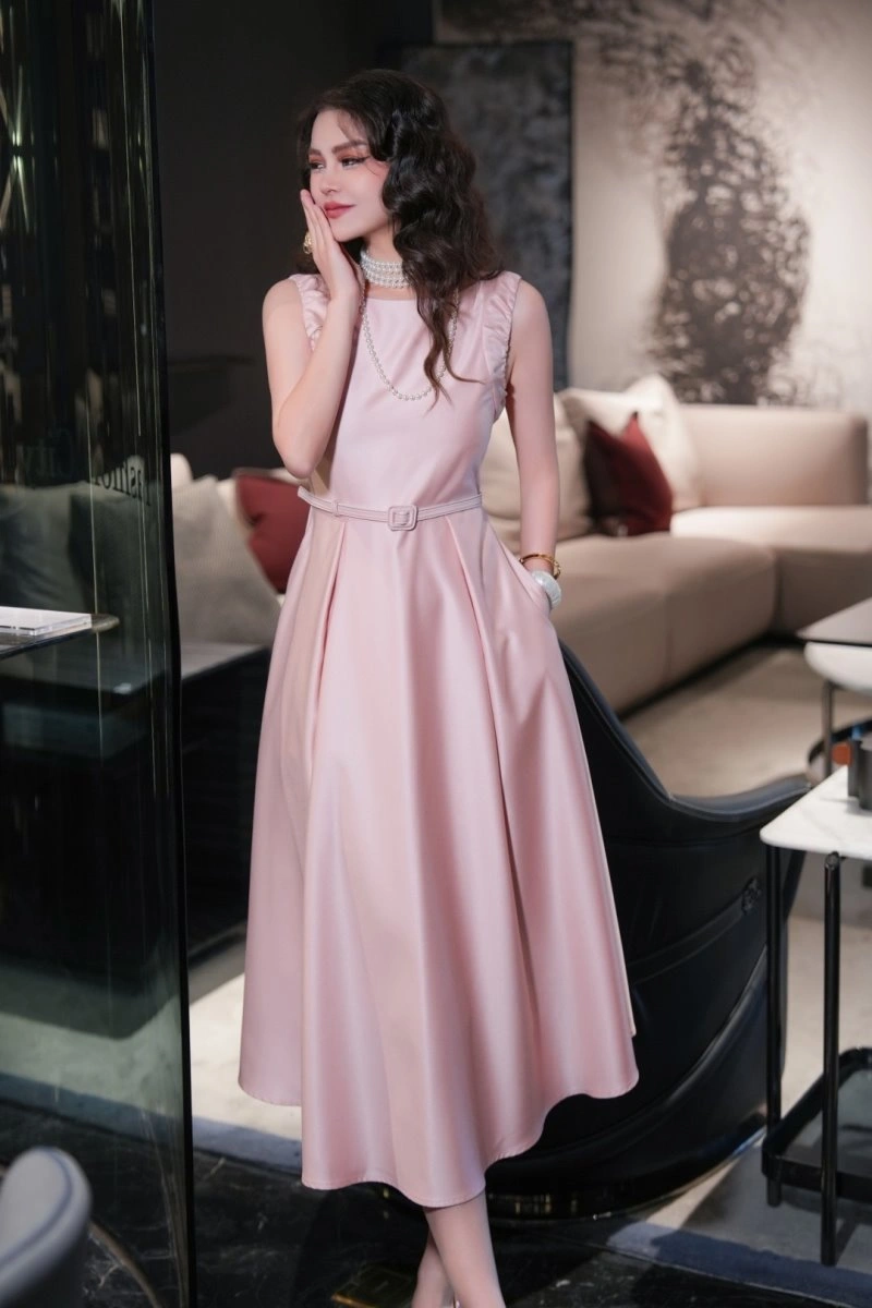 Economical Christian Dior Dress