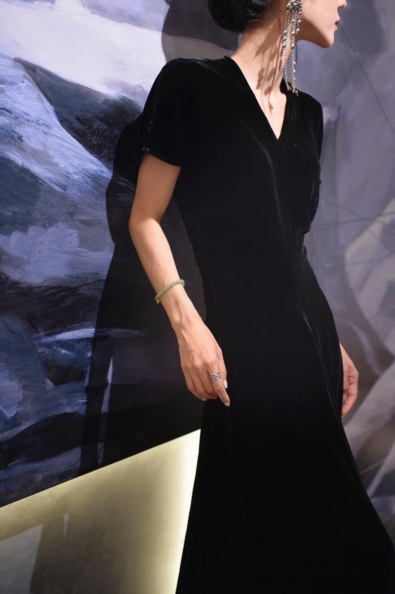 Inexpensive Christian Dior Dress