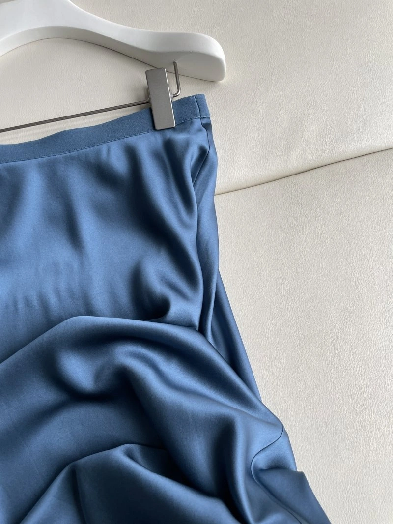 Low-cost Christian Dior Dress