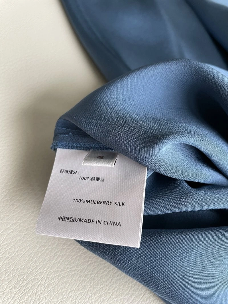 Low-cost Christian Dior Dress