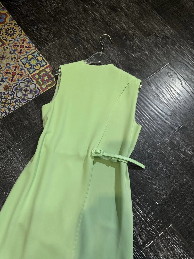 Low-cost Christian Dior Dress