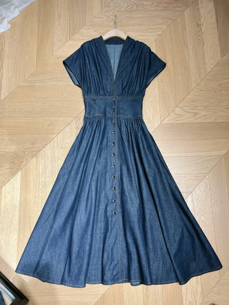 Inexpensive Christian Dior Dress