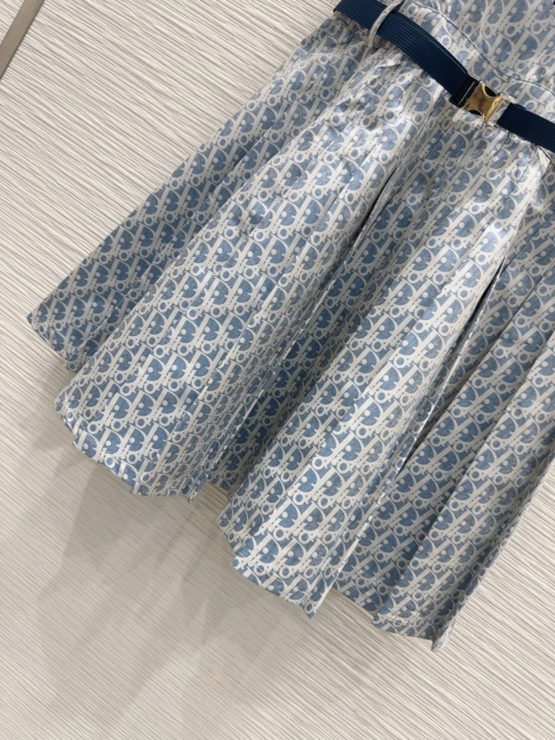 Accurate model Christian Dior Dress