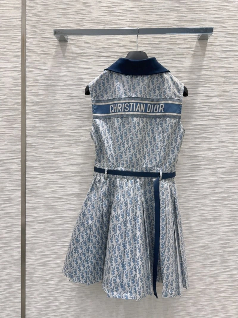 Accurate model Christian Dior Dress