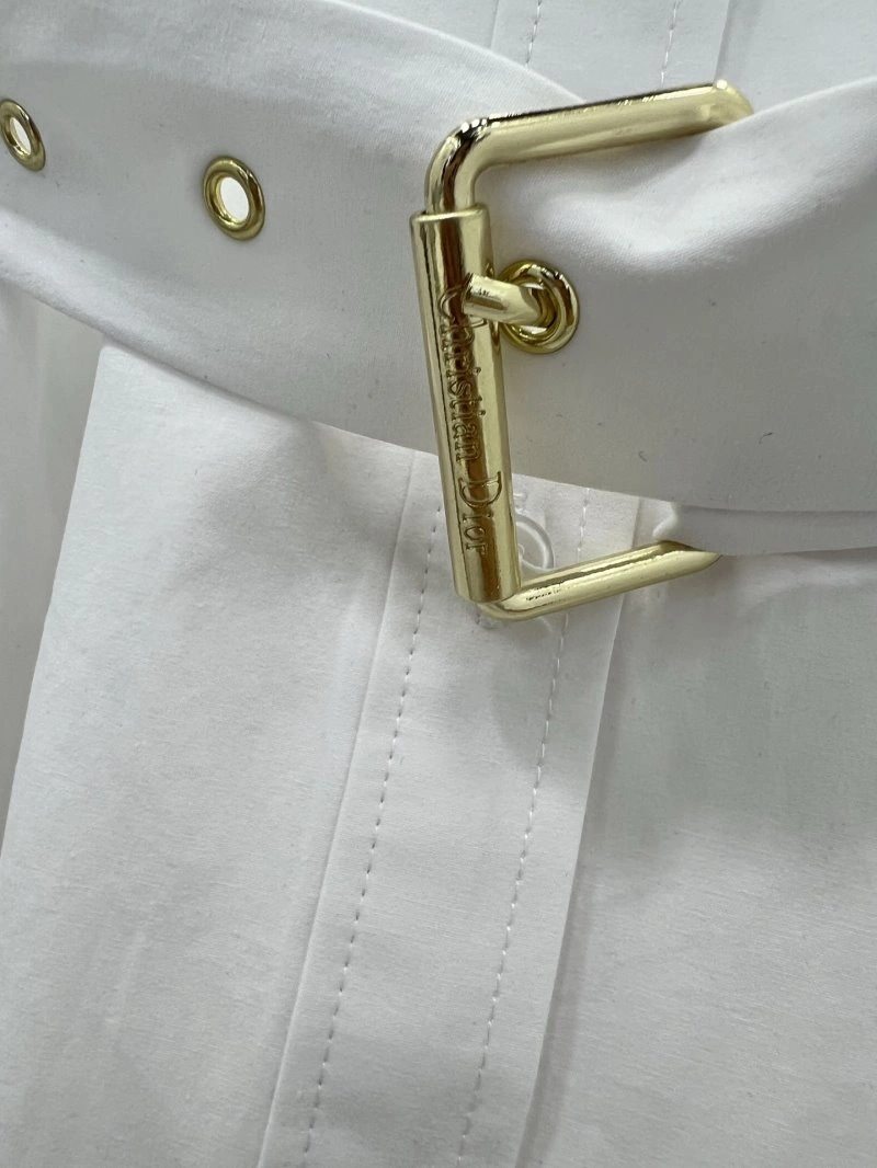 Low-cost Christian Dior Dress