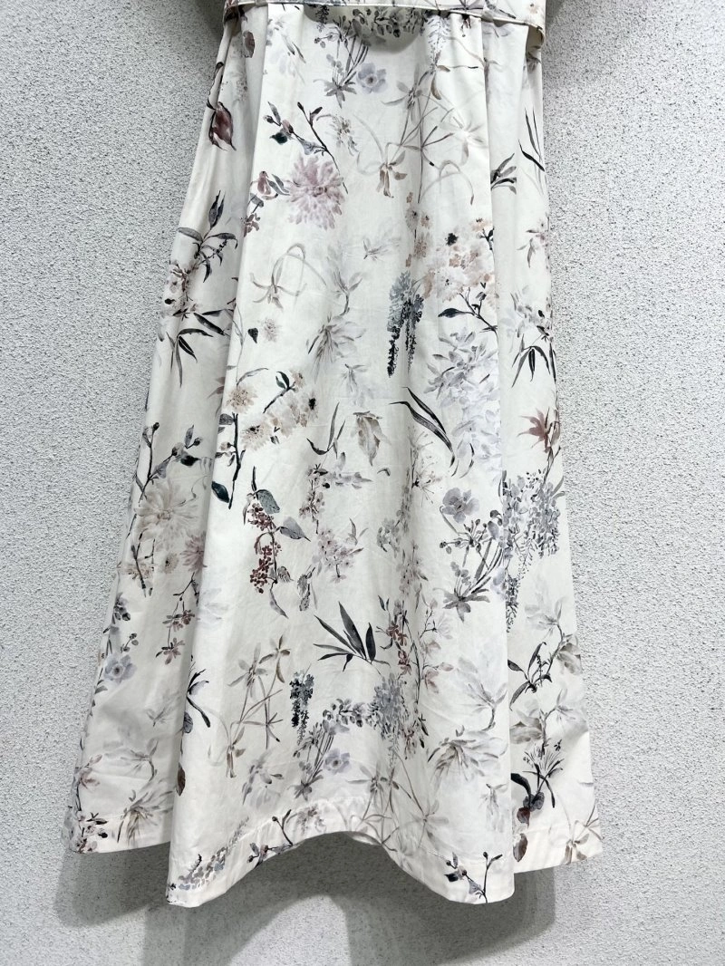 Accurate model Christian Dior Dress