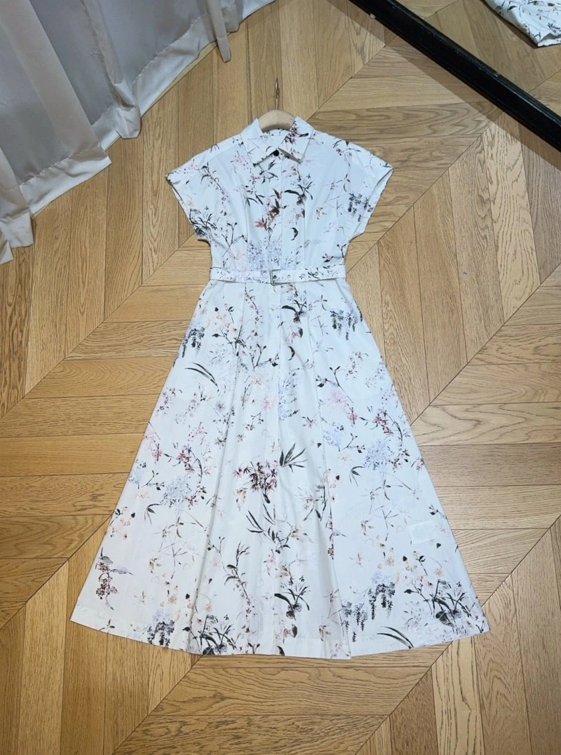 Accurate model Christian Dior Dress