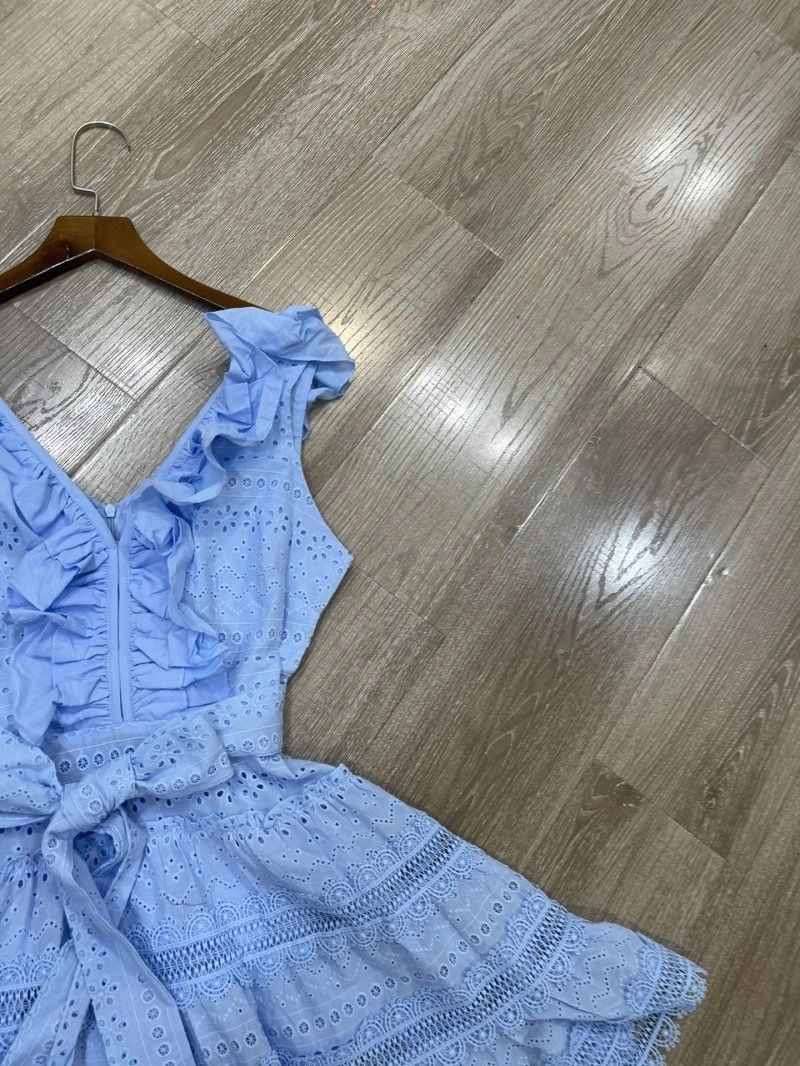 Low-cost Christian Dior Dress