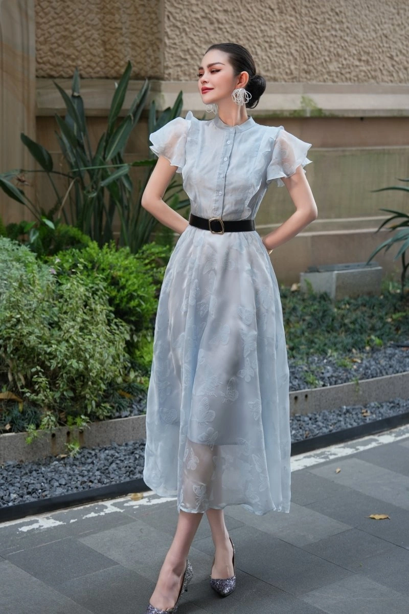 Low-cost Christian Dior Dress