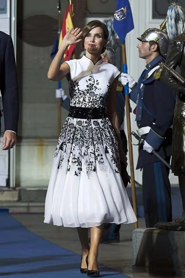Top mirror Christian Dior Dress